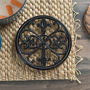 Home Basics Cast Iron Fleur De Lis Trivet