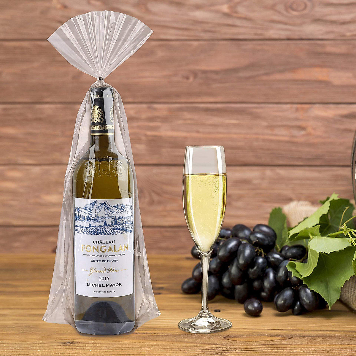 100 pieces Clear Wine Bottle Gift Bags Cellophane Bags with 200 pieces Twist Ties for Gift, Presents, Wine Bottles, Bridal/Baby Showers(8" x 16" + 5")