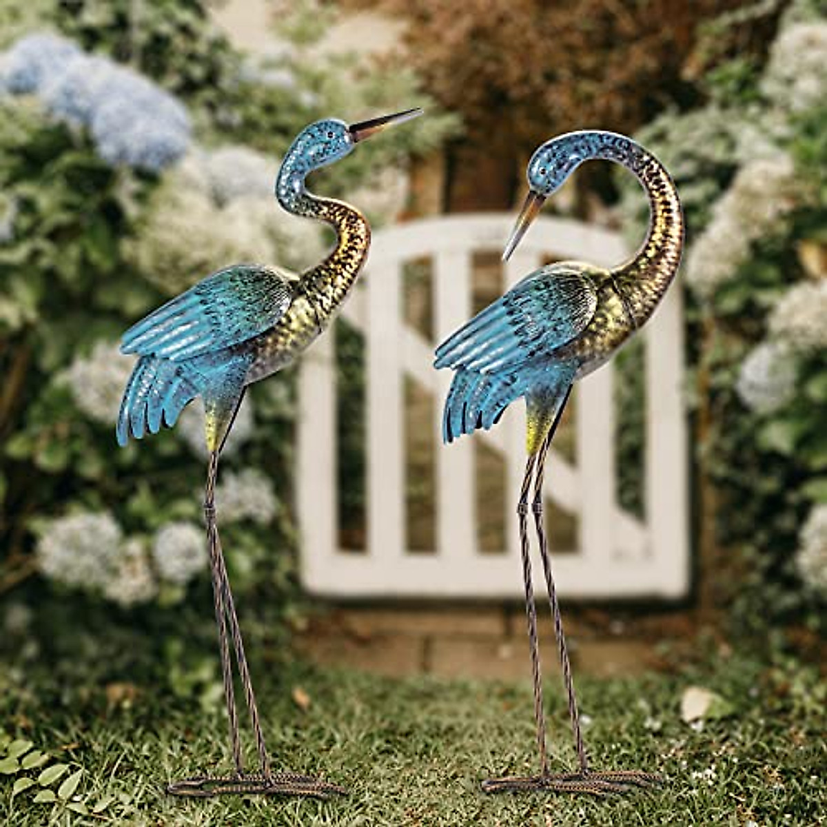 Natelf Garden Crane Statues Outdoor, Standing Blue Heron Decoy Sculptures, Metal Bird Yard Art for Lawn Patio Backyard Decoration(Set of 2)