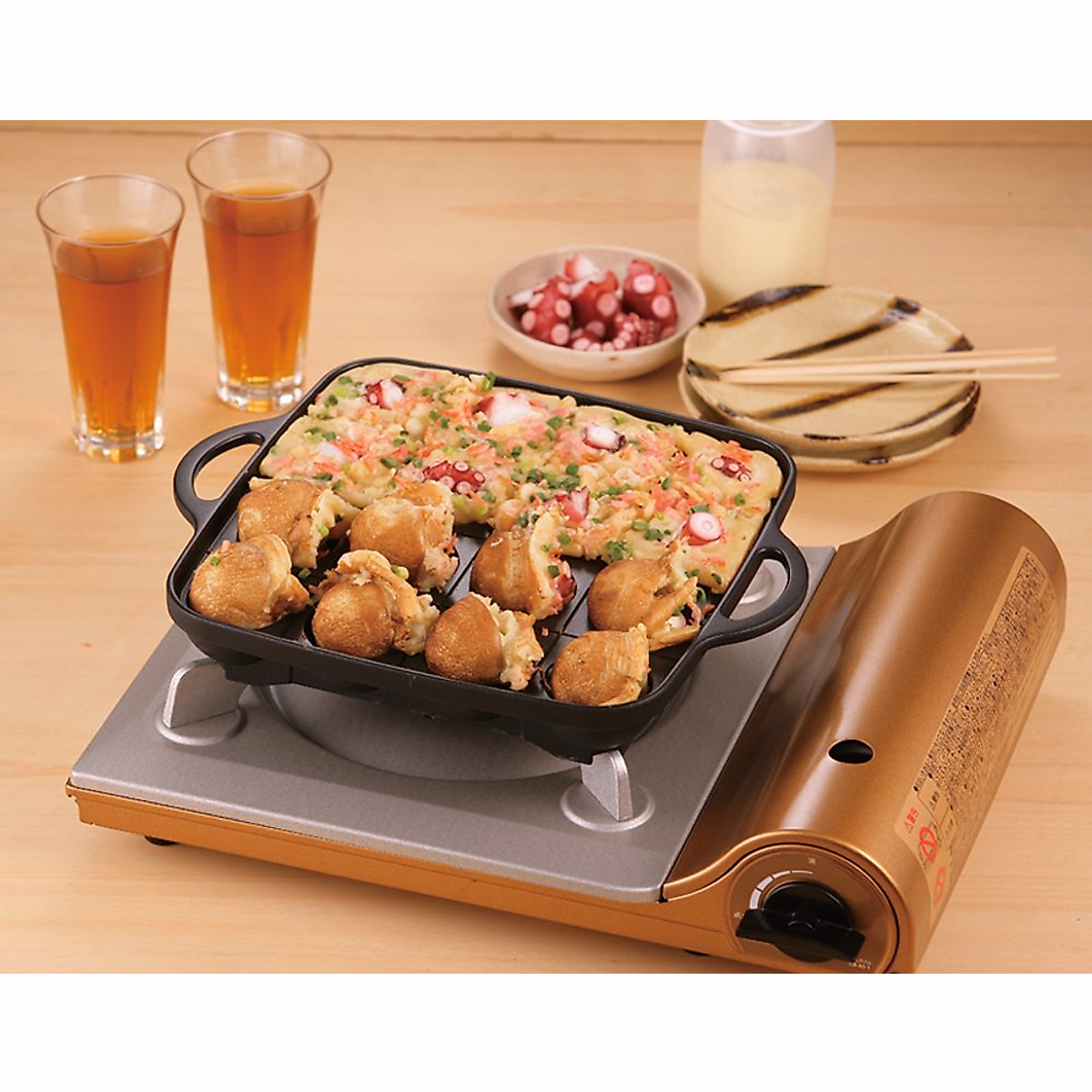 Iwatani Takoyaki Grill Pan , Medium, Black