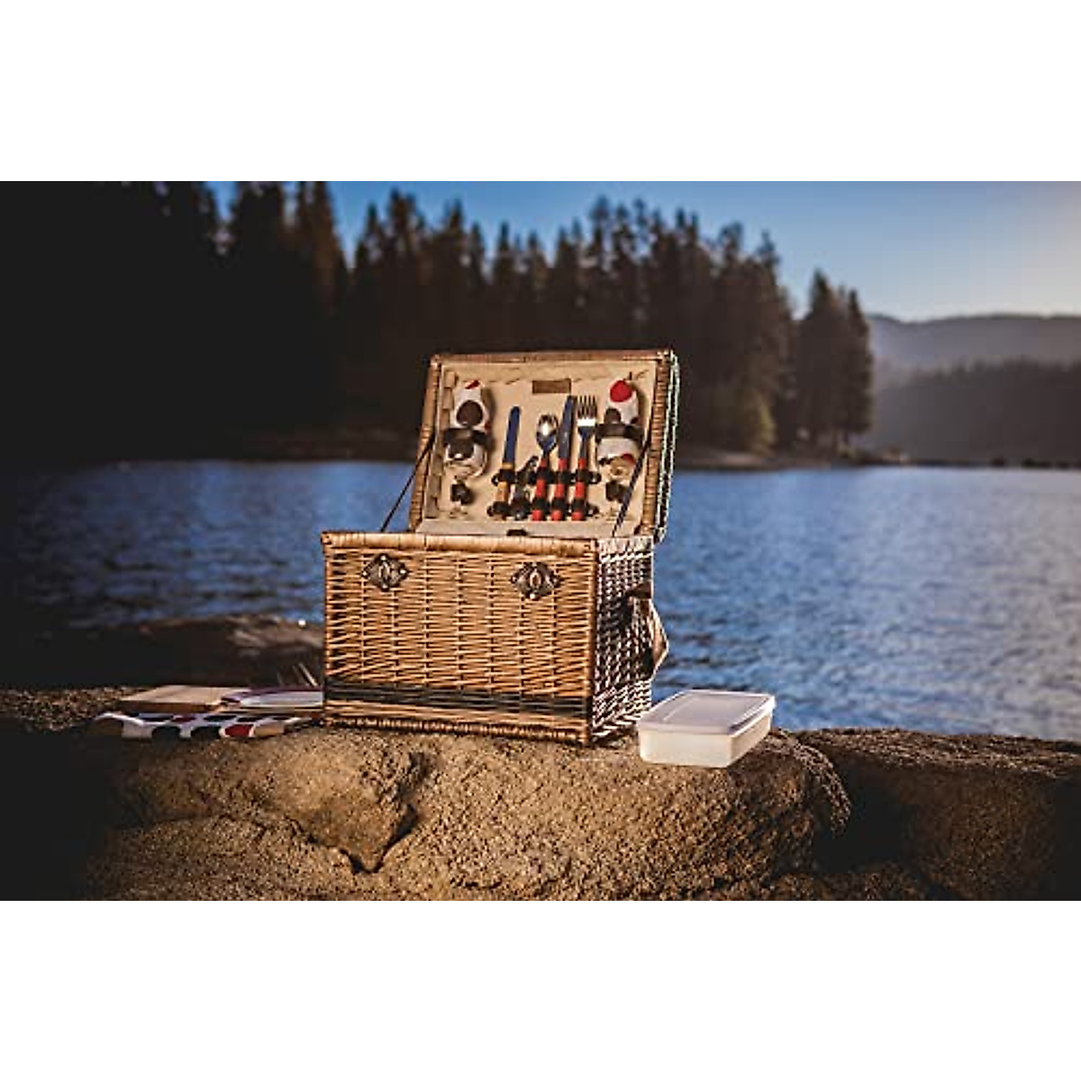PICNIC TIME Yellowstone Picnic Baskets, Moka Collection - Brown with Beige & Red Accents, One Size