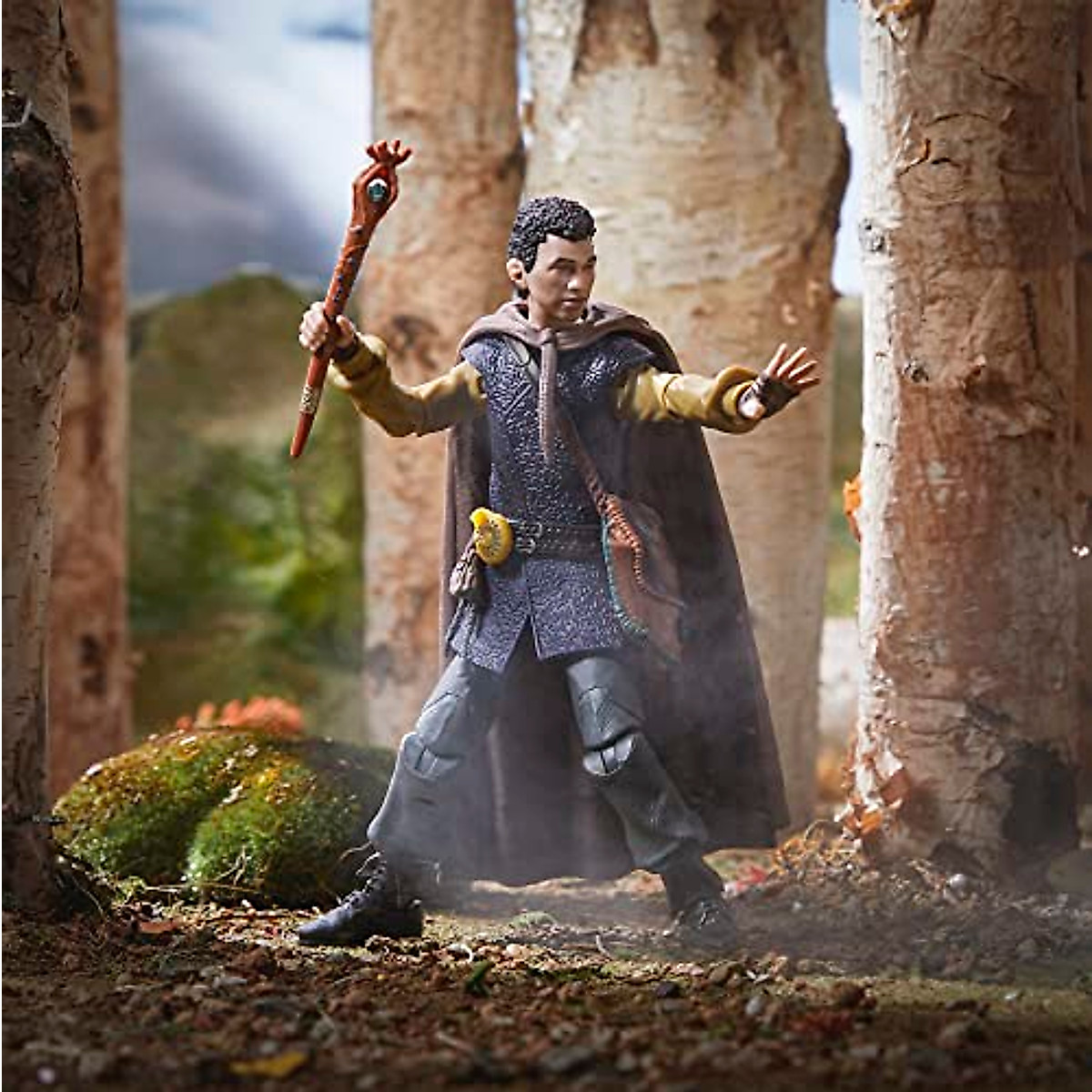 Dungeons & Dragons Honor Among Thieves Golden Archive Simon Collectible Figure 6-Inch Scale D&D Action Figures