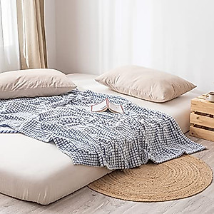 LOMAO Flannel Blanket Throw Blanket Soft Warm Fleece Blanket Lightweight Blanket with Grid Pattern for Couch Sofa Bed Chair Home Decor (Navy+Flannel, 51"x63")