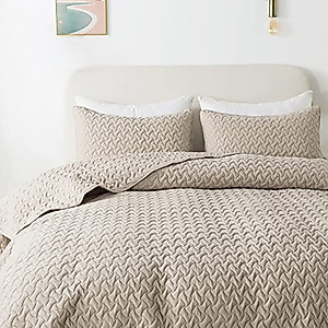 B2EVER Beige King Size Quilt Bedding Sets with Pillow Shams, Lightweight Soft Bedspread Coverlet, Quilted Blanket Thin Comforter Bed Cover for All Season Spring Summer, 3 Pieces, 104x90 inches