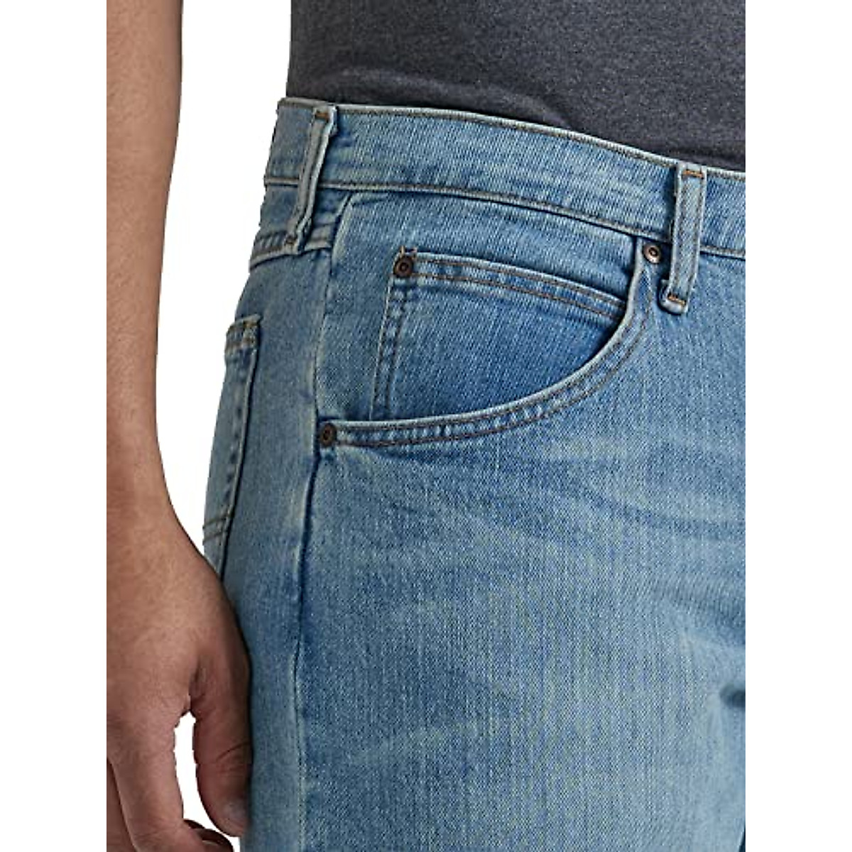 Wrangler Authentics Men's Classic 5-Pocket Relaxed Fit Flex Jean Bleached Denim Flex 46W x 30L