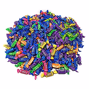 Holiday Special Tootsie Roll Fruit Chews - 6 lbs - Original Chewy Fruity Taffy Candy Soft Chews - Assorted 8 Flavor Variety Bulk Mix in Resealable Pantry Bag - Individually Wrapped, 96 oz.