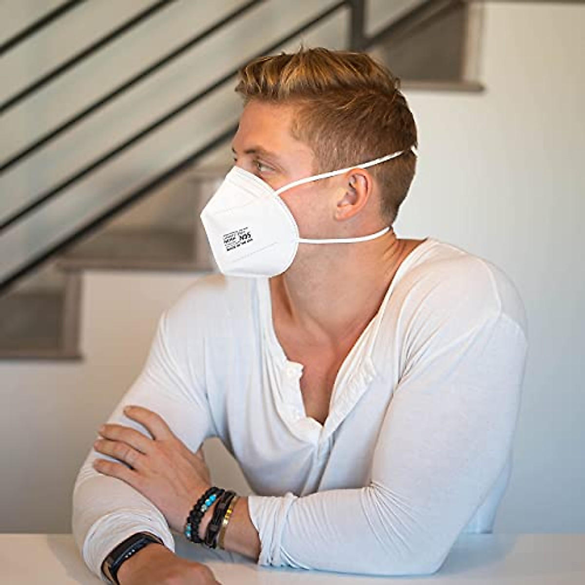 Aidway N95 Respirator - Made in USA - Protection from Dust & Airborne Contaminants - Disposable - 10 Count - White