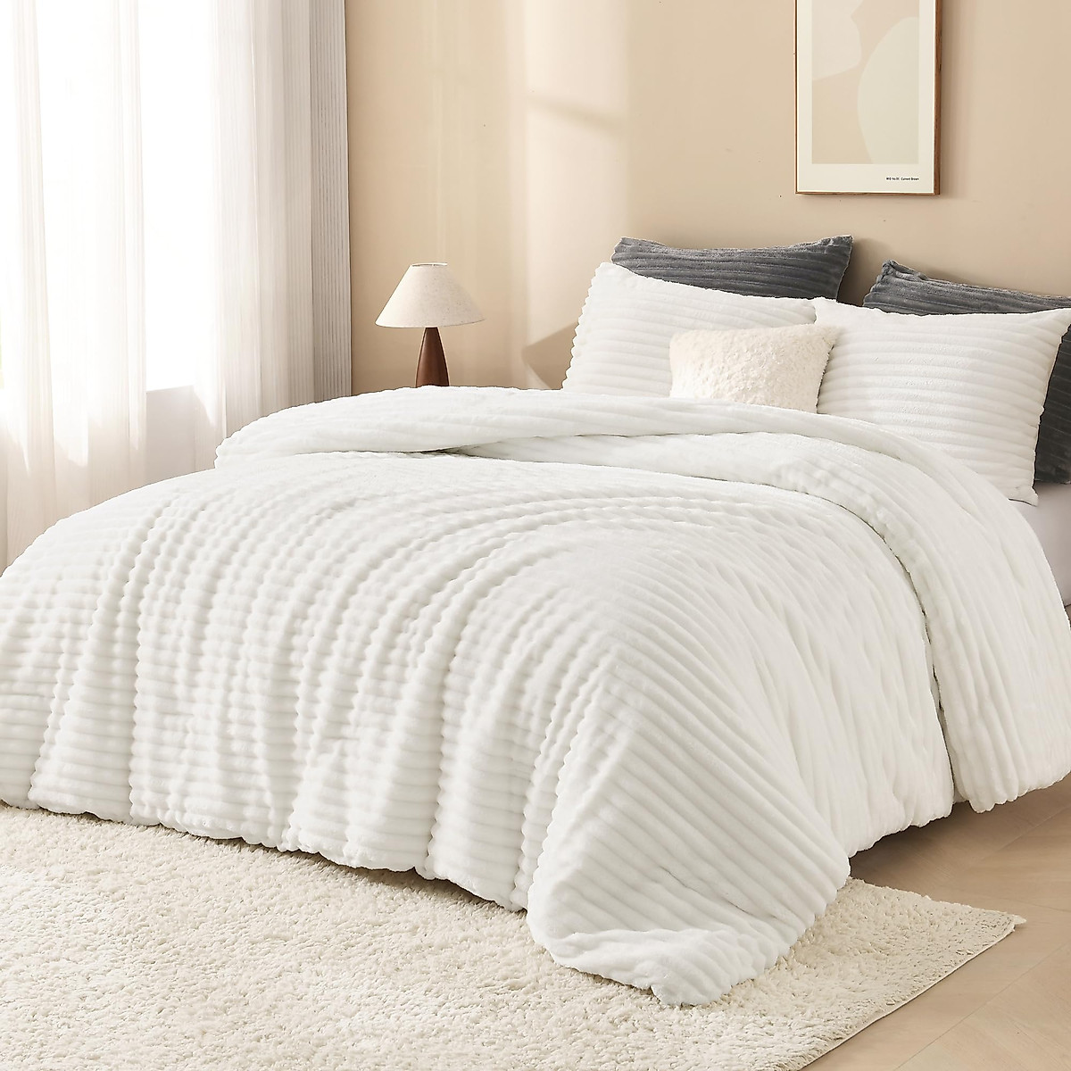 Andency Fluffy King Size Comforter Set, Super Soft White Comforter King Size, Winter Warm Fleece Faux Fur Bedding Set, Luxury Plush Fuzzy Bed Set 3 Pieces (1 Shaggy Comforter, 2 Pillowcases)