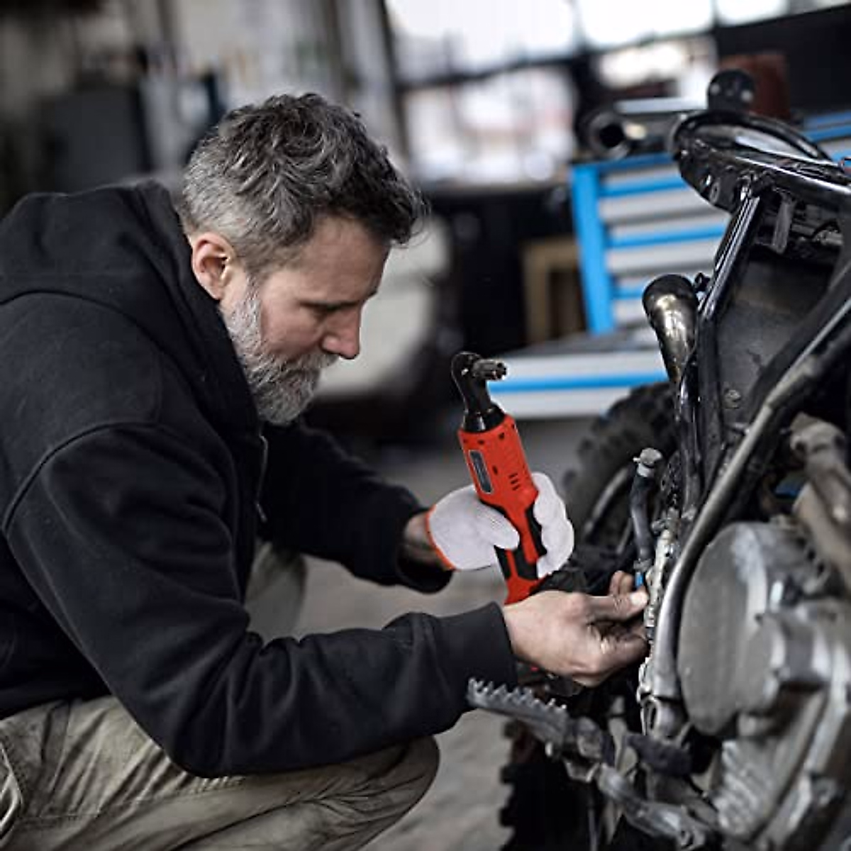 MANUSAGE 3/8" Cordless Electric Ratchet Wrench Set, 20V Cordless 44.25 Ft-lbs 380 RPM Ratchet Kit