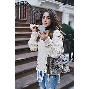 La Bella Donna Natural Mineral Women's Waterproof SPF 50 Powder Sunscreen with Exclusive Dial System Dispensing Brush | NON-NANO | NON-CHEMICAL | REEF SAFE - 5g (Fair Skin)