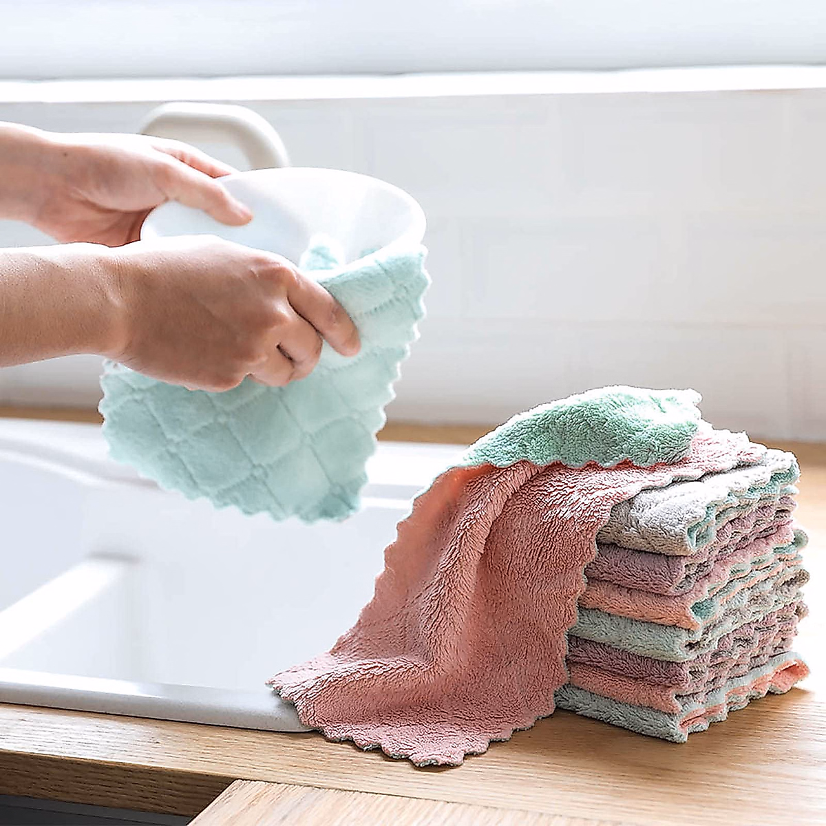 1 PC Kitchen Cloth Dish Towels Dishcloths, Super Absorbent Coral Velvet Dishtowels, Nonstick Oil Washable Fast Drying