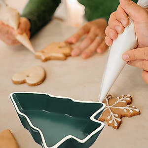 CALLARON Christmas Tree Shaped Plates 2pcs Ceramic Party Fruit Platter Christmas Appetizer Tray for Holiday Wedding Home Party Dessert Platter Porcelain Jewelry Plate