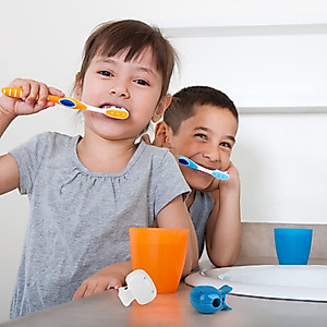 Waenerec Toothbrush Cover Cap Toothbrush Coverings Clips Portable Toothbrush Protector Toothbrush Storage Head Cover for Bathroom Home Travel Toothbrush Case - 6 Packs