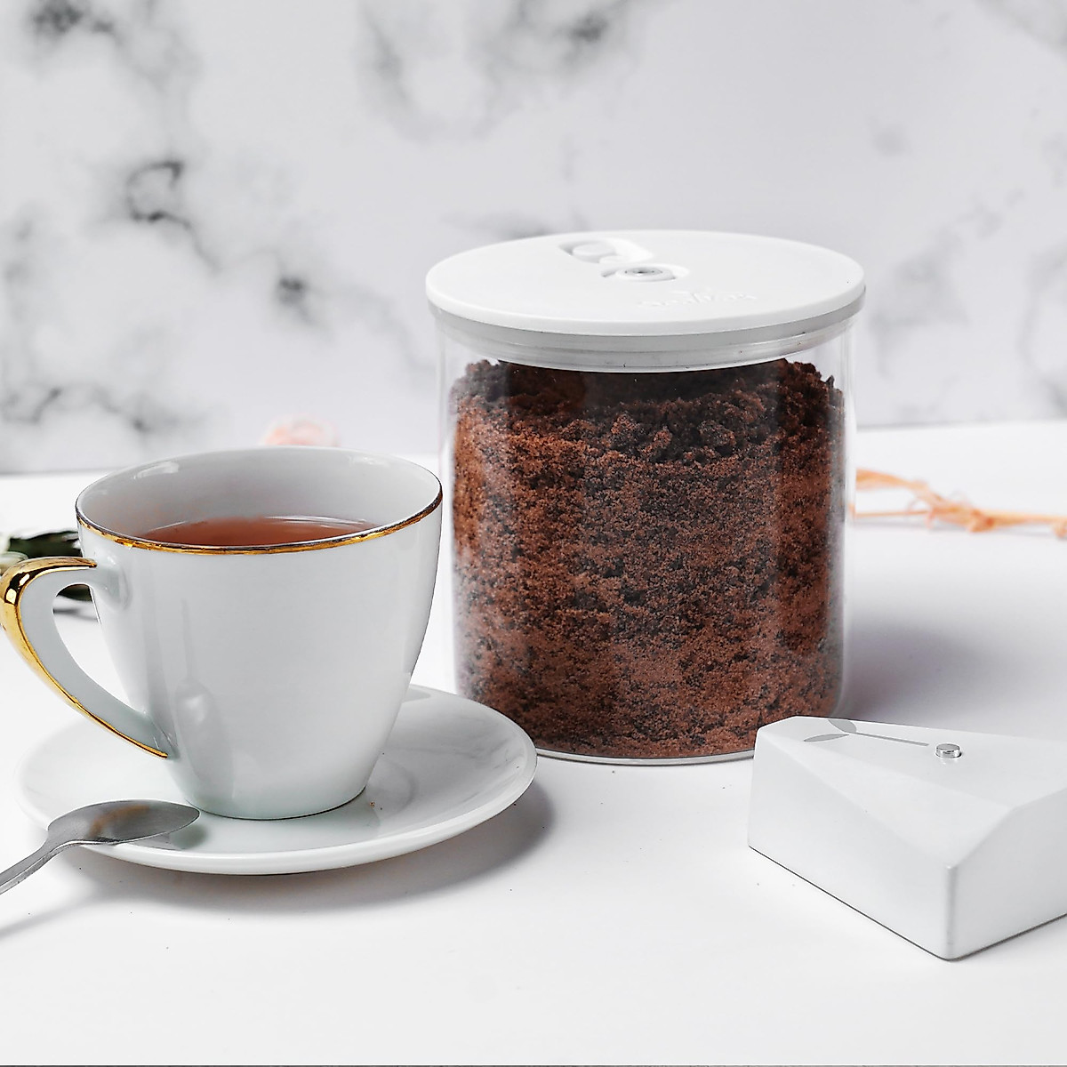 SealVax®Coffee Vacuum Canister- Vacuum Canister Coffee, Airtight Round Glass Storage Containers. Voyd vacuum canister, size large x 1 pcs + small x 1 pcs with vacuum sealer.