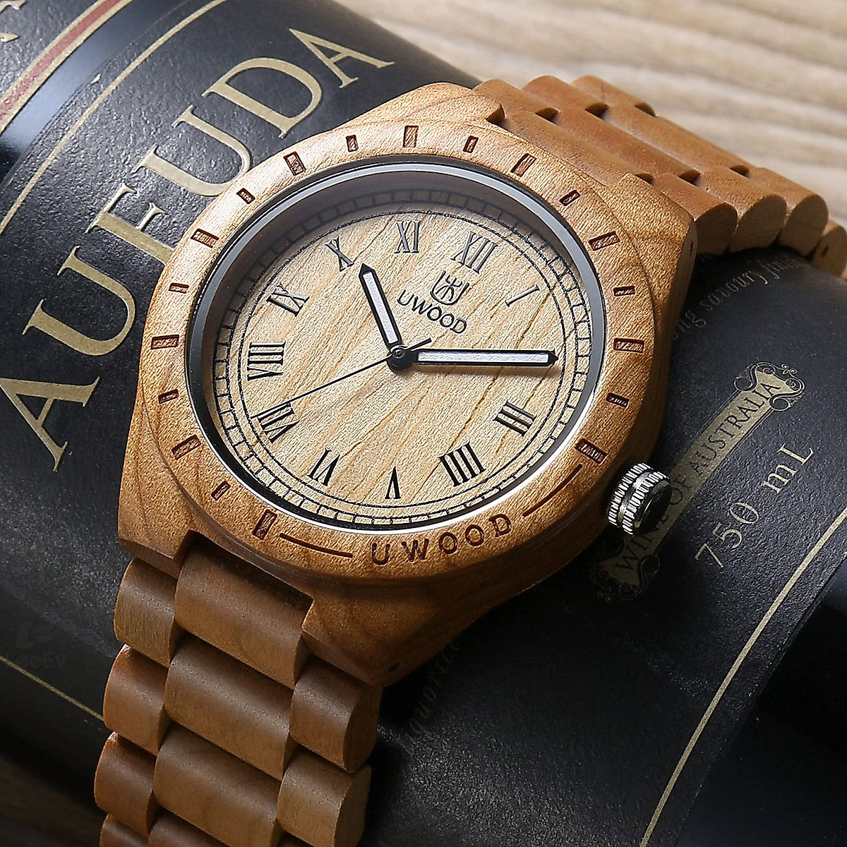 LeeEv Mens Light Weight Unique Wood Watch, Uwood Series Handmade Sandalwood Analog Quartz Vintage Roman Number Natural Wooden Wristwatch