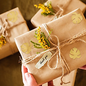 Whaline 500Pcs Gold Foil Monstera Stickers Self-Adhesive Monstera Leaves Seal Stickers Tropical Plant Leaf Label Decals for Greeting Invitation Cards Envelope Sealing Birthday Gift Wrapping Supplies