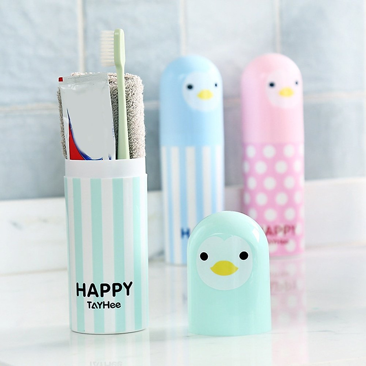 shengyuze Toothbrush Case Travel, Portable Cute Cartoon Penguin Toothbrush Toothpaste Holder Travel Storage Case - Green