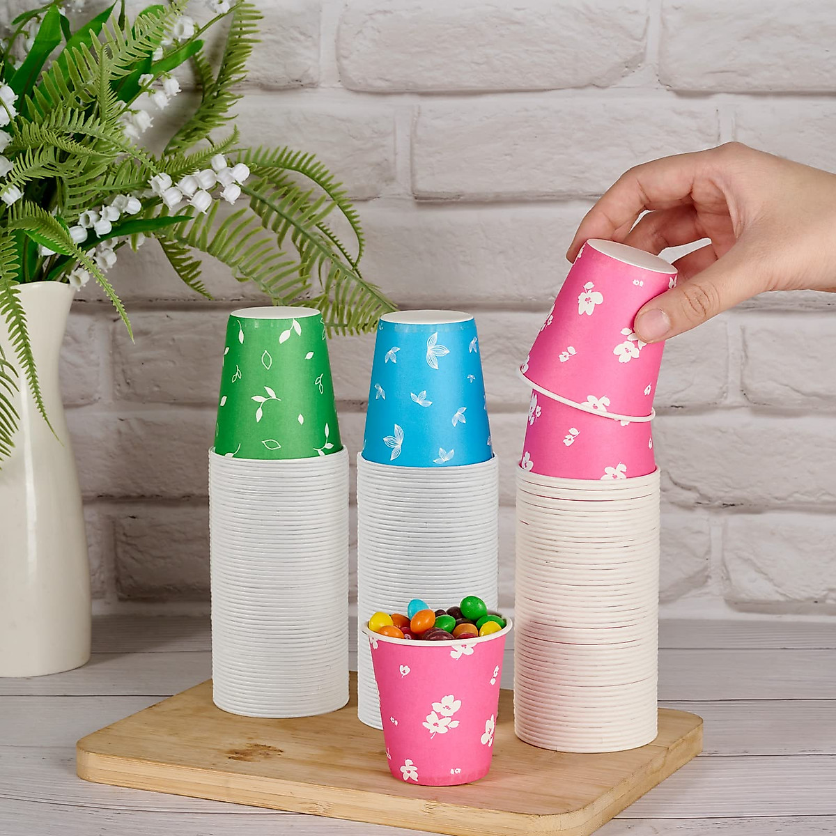 LITOPAK 600 Pack 5 oz Paper Cups, Colorful Disposable Mouthwash Cups, Small Disposable Cups, Mini Paper Cups for Parties, Picnics, Barbecues, Travel and Events.