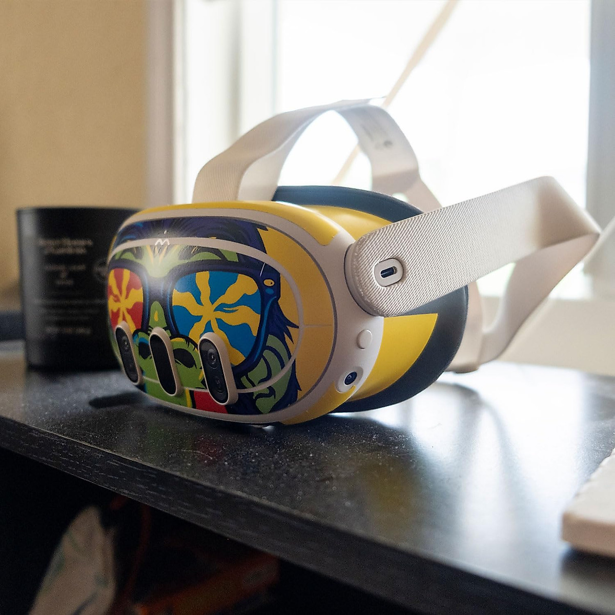 MightySkins Glossy Glitter Skin Compatible with Meta Quest 3 - Splash of Color | Protective, Durable High-Gloss Glitter Finish | Easy to Apply