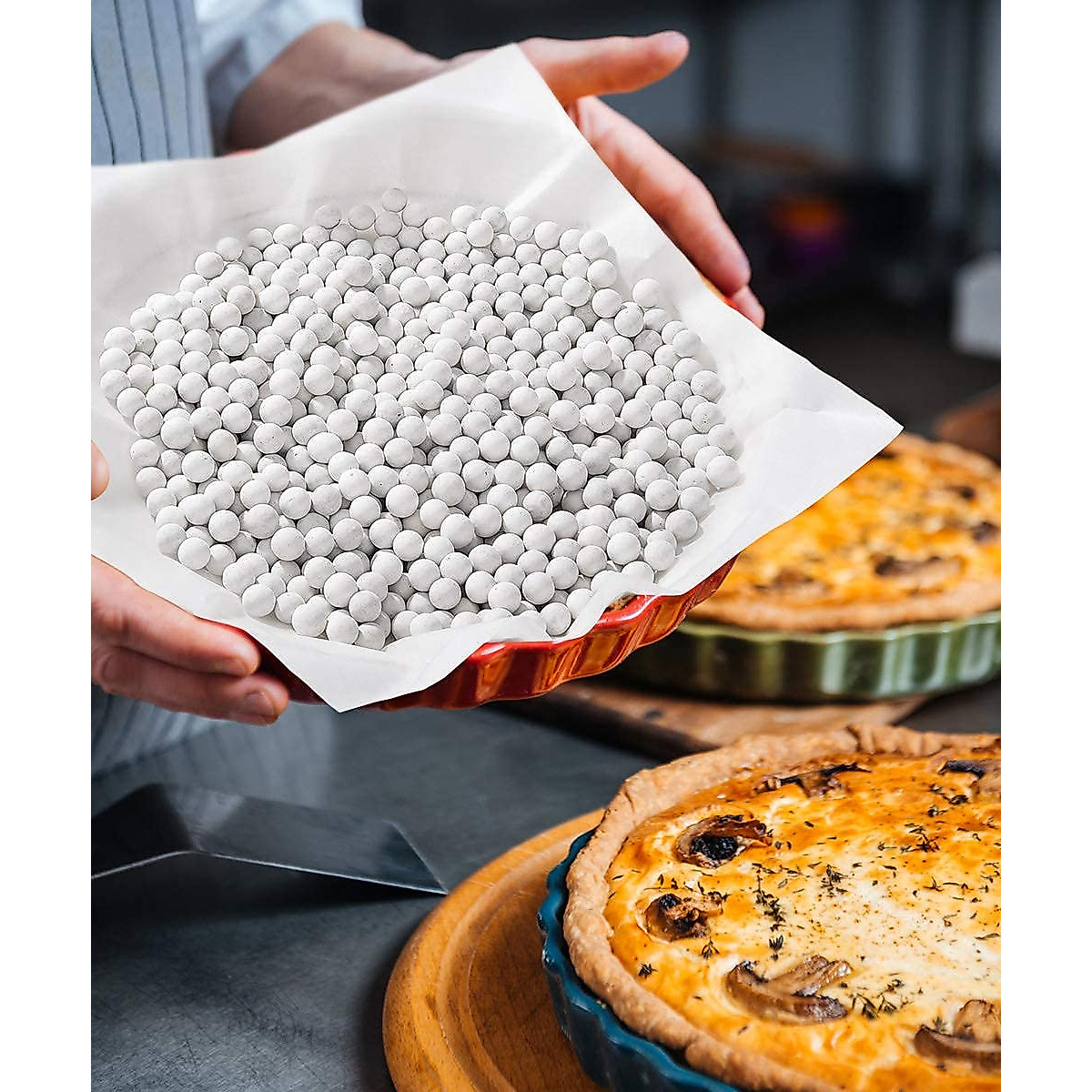 wtisan Ceramic Pie Weights Reusable 10mm Baking Beans Pie Crust Weights Natural Ceramic Stoneware with a Drainage Storage Box with holes and Canvas Storage Bag(1.2LB)