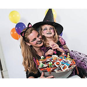 Fun Express Eyeballs with Suction Feet Bright Vinyl Bendable Toys for Halloween - Toys - Character Toys - Bendables - Halloween - 24 Pieces