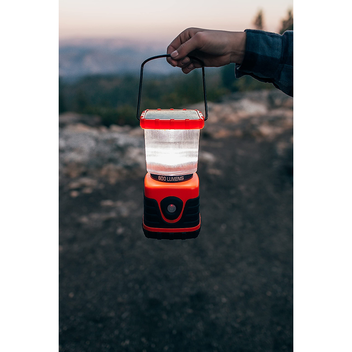 Stansport 600 Lumen Solar Lantern (104-60)