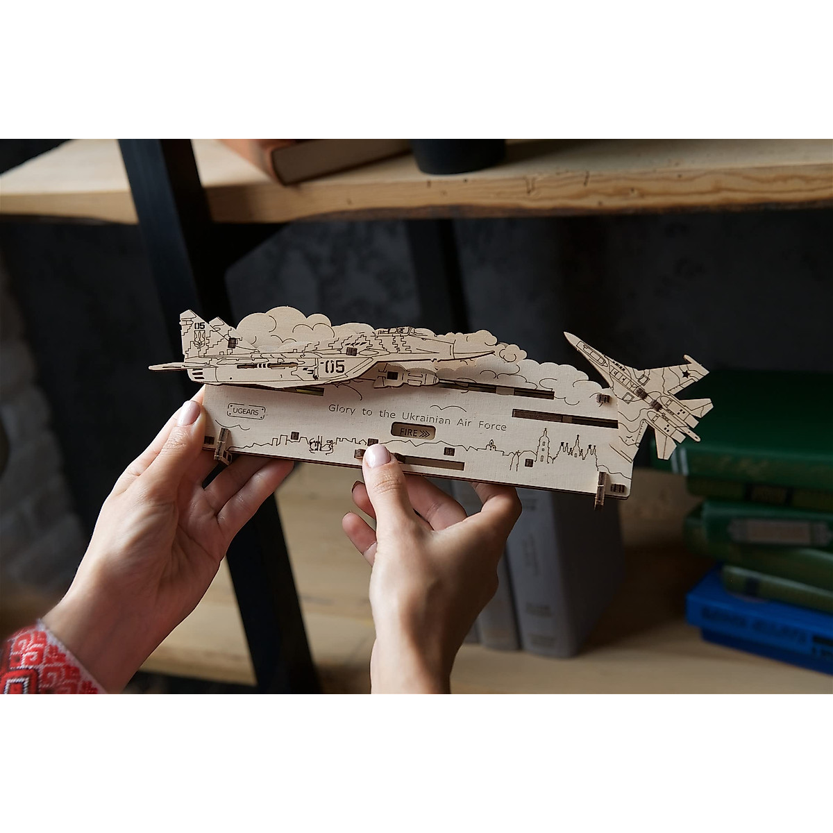 UGEARS Ghost of Kyiv Attacks 3D Wooden Puzzle - Wooden Mechanical Model Kit to Build - DIY Constructor with Gear Mechanism - Brain Teaser Building Set for Adults