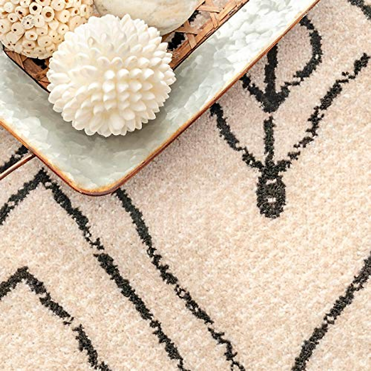 nuLOOM Nobu Modern Tribal Area Rug, 3' x 5', Beige