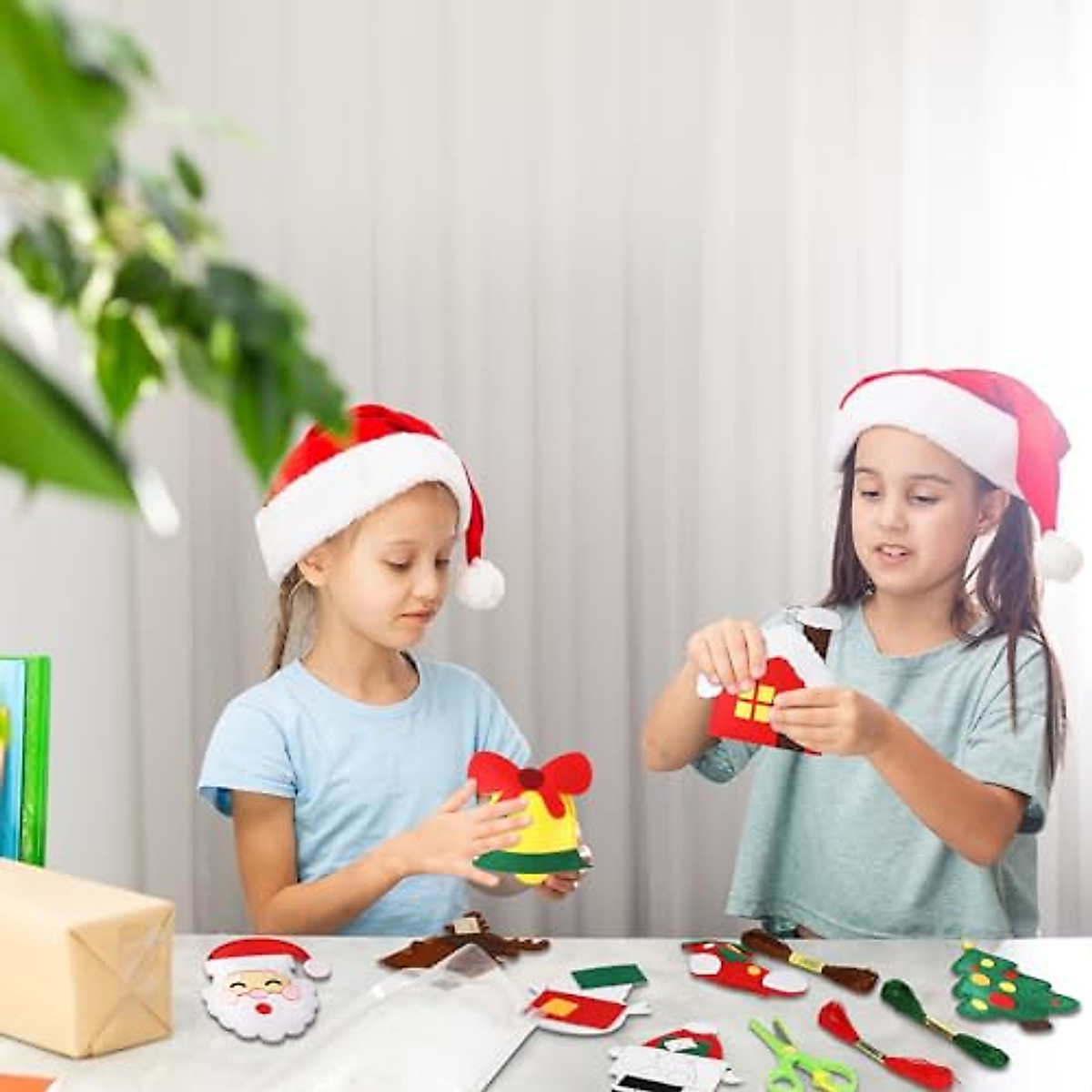 16 Sets Merry Christmas DIY Stuffed Craft Kit Christmas Sewing Kit Xmas Tree DIY Sewing Set for Beginners Snowman Educational Gift Set for Boys and Girls Xmas Felt Ornaments Decorations for kids