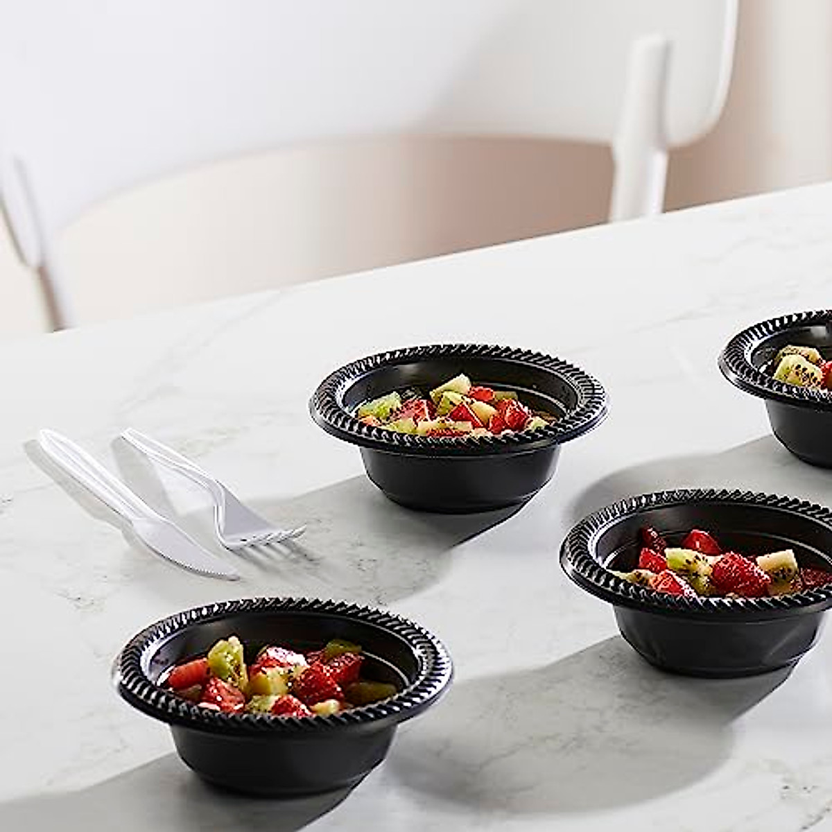 PLASTICPRO 100 PCS Black Plastic Bowls Light Weight 5 oz Small Plastic Soup Bowls Black Salad Dessert Plates Disposable for Party and Wedding
