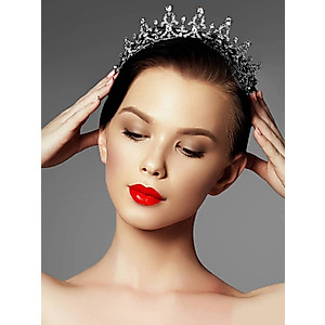 COCIDE Queen Tiaras and Crown with Comb for Women Silver Crystal Headband Rhinestones Princess Hairpiece for Girls Wedding Hair Accessories for Bridesmaids Bridal Prom Halloween Costume Cosplay Gifts