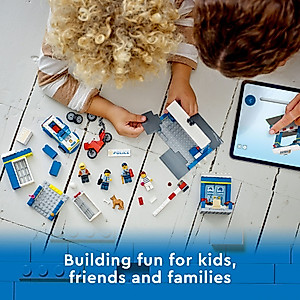 LEGO City Police Station Chase 60370, Playset with Car Toy and Motorbike, Breakout Jail, 4 Minifigures and Dog Figure, Toys for Kids 4 Plus Years Old