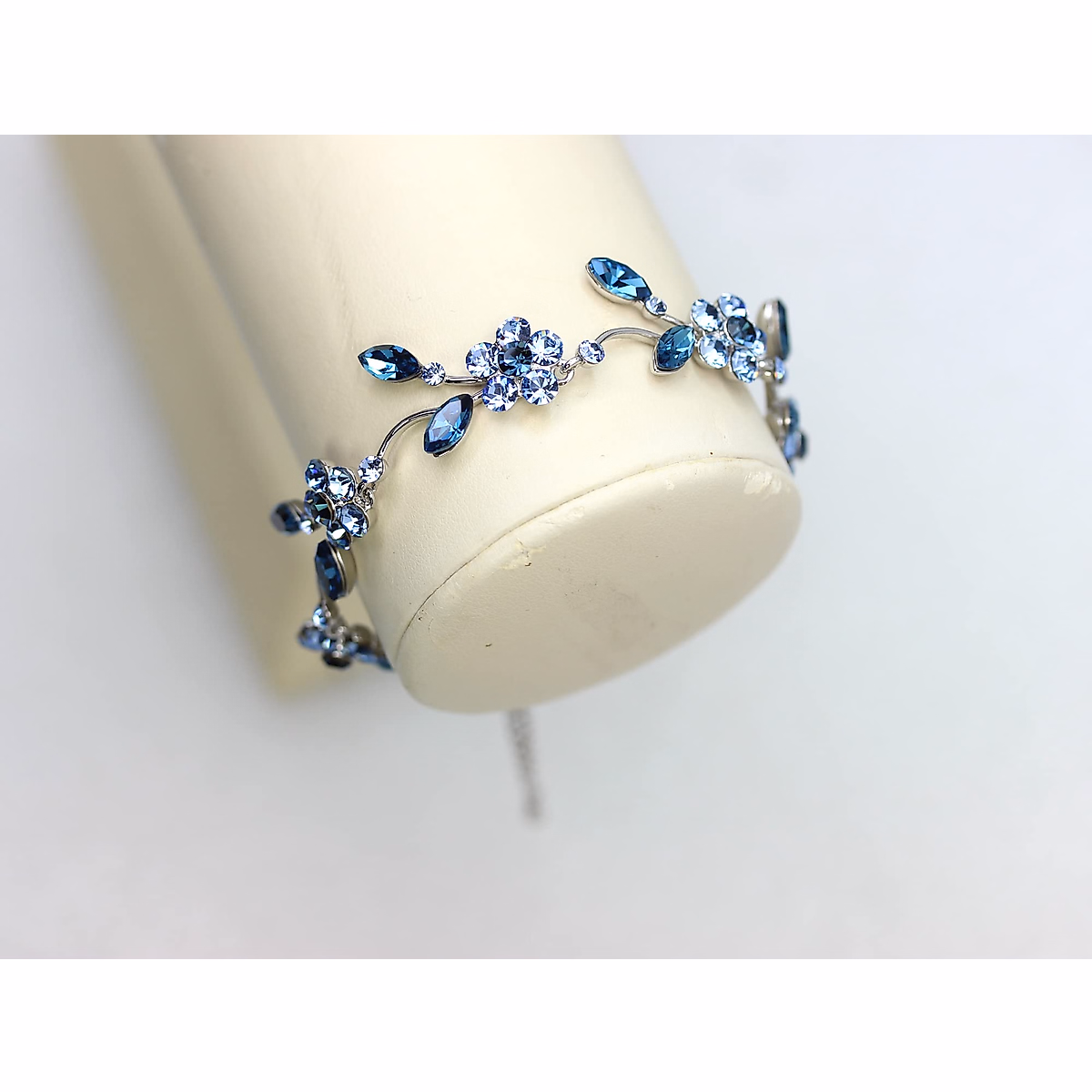 Faship Gorgeous Navy Blue Rhinestone Crystal Floral Bracelet - Navy Blue/Matching Bracelet