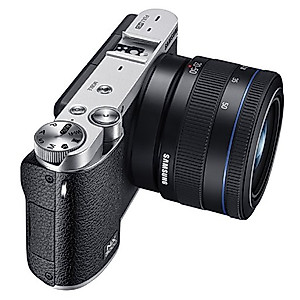 Samsung EV-NX3000BEIUS Wireless Smart 20.3MP Compact System Camera with 3-Inch LCD and 20-50mm Compact Zoom (Black)