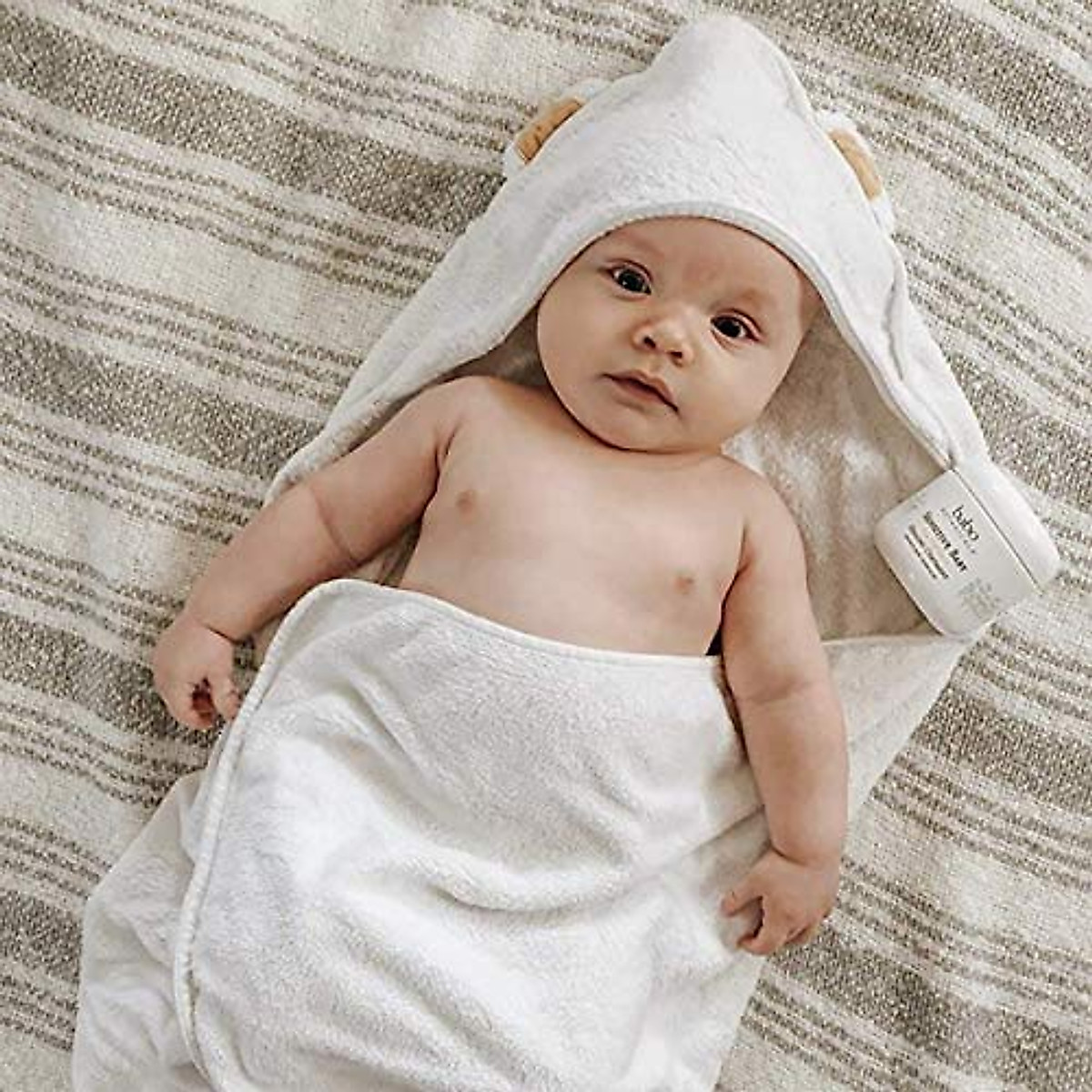 Babo Botanicals 70+% Organic Sensitive Baby All Natural Healing Ointment with Medical Grade Colloidal Oatmeal, Unscented 4 Ounce