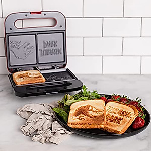 Uncanny Brands Jurassic Park Grilled Cheese Maker- Panini Press and Compact Indoor Grill- Opens 180 Degrees for Burgers, Steaks, Bacon