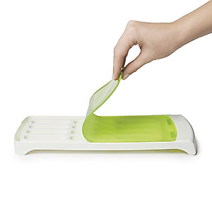 OXO Good Grips No-Spill Ice Stick Tray with Silicone Lid for Water Bottles