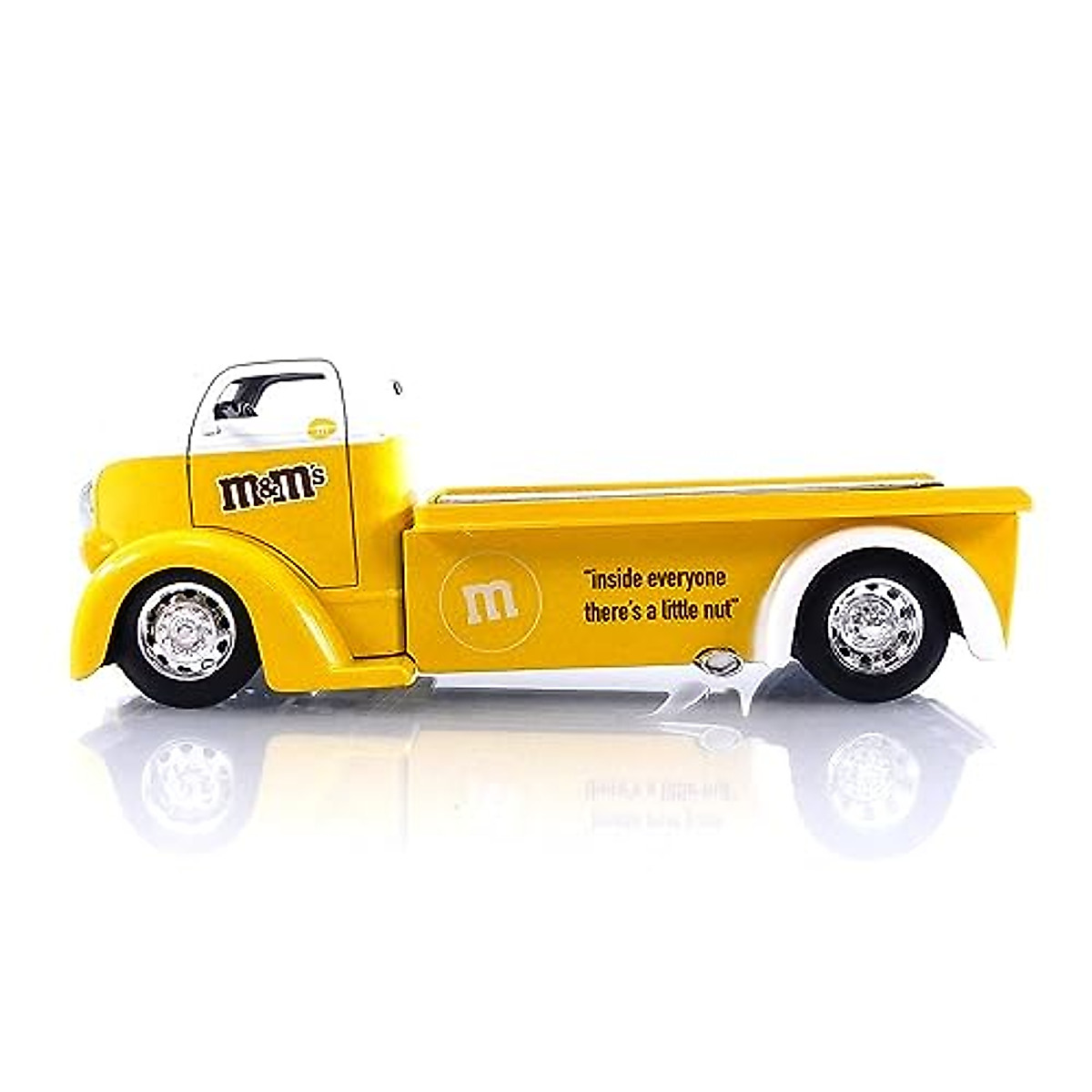 M&M's 1:24 1947 Ford COE Flatbed Die-cast Car & 2.75" Yellow Figure, Toys for Kids and Adults