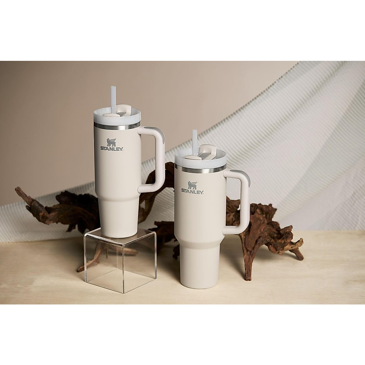 Stanley Quencher H2.0 FlowState Tumbler 40oz Soft Matte (Dune)