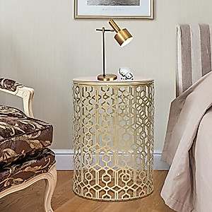 Adeco Metal Nesting Tables Set of 2, Round End Side Coffee Table Decorative Nightstands for Home Office Indoor and Garden Outdoor, Gold