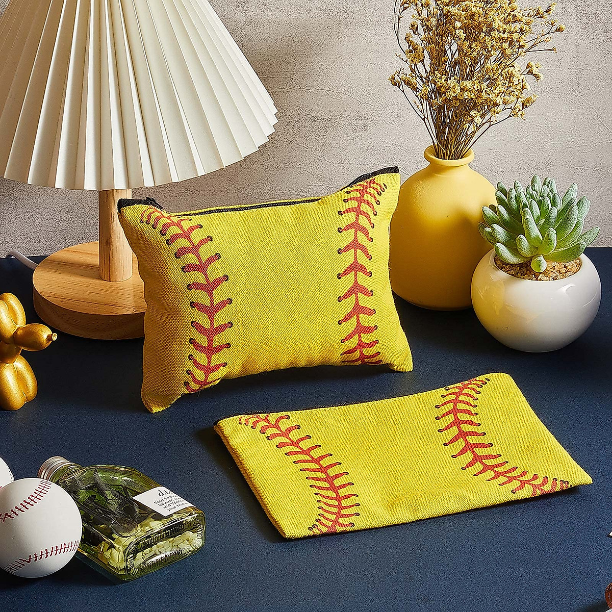 Frienda 12 Pcs Softball Makeup Bag Sport Cosmetic Bags Canvas Softball Pouch Bags Portable Makeup Pouch Bag Travel Makeup Organizer for Women Men Team Player Travel (Softball Style)