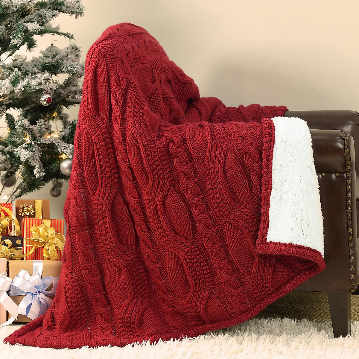 Amélie Home Reversible Sherpa Cable Knit Throw Blanket Soft Cozy Warm Winter Fleece Throw Blankets for Couch Bed Living Room, Christmas Red, 50x70