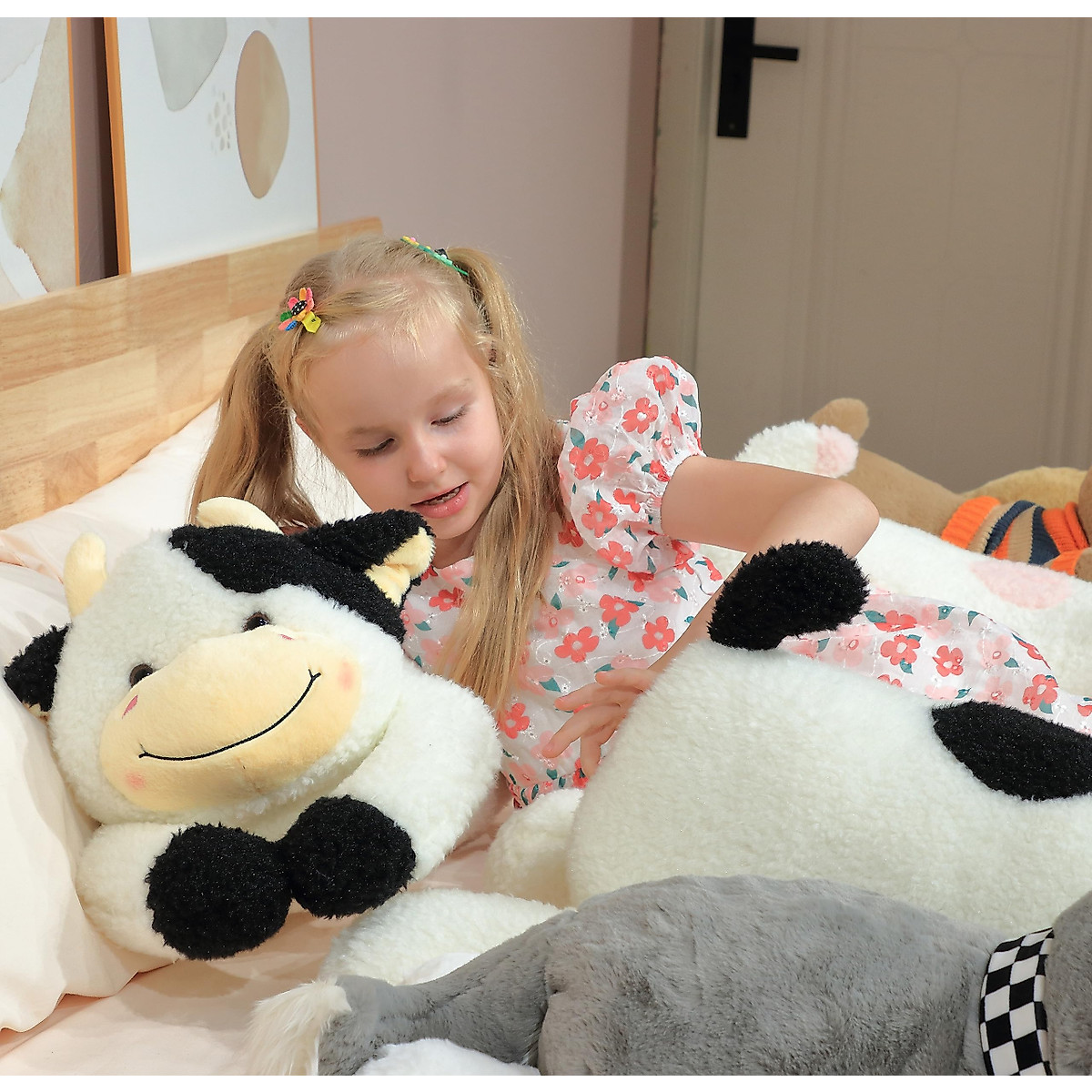 Easfan 36’’ Lying Cow Stuffed Animal Large Hugging Cow Plush Pillow Toy Soft Cute Cattle Doll Home Decoration Christmas Birthday Gifts for Kids Adults Boys Girls
