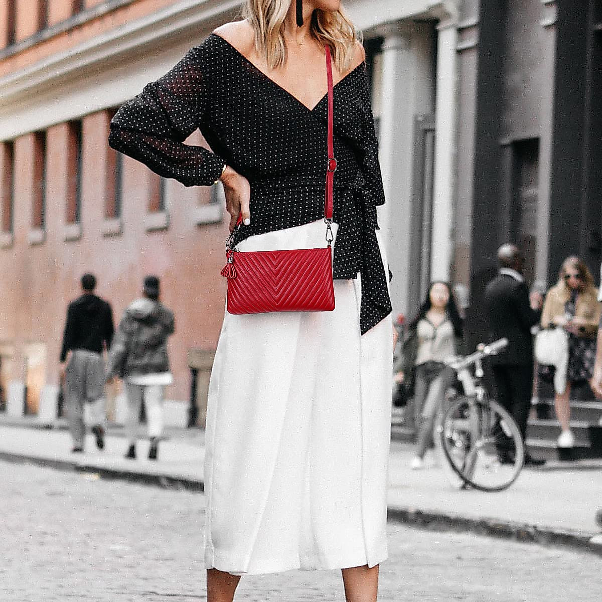 YALUXE Womens Wristlet Real Leather Chevron Tassel Large V Clutch Wallet with Shoulder Strap