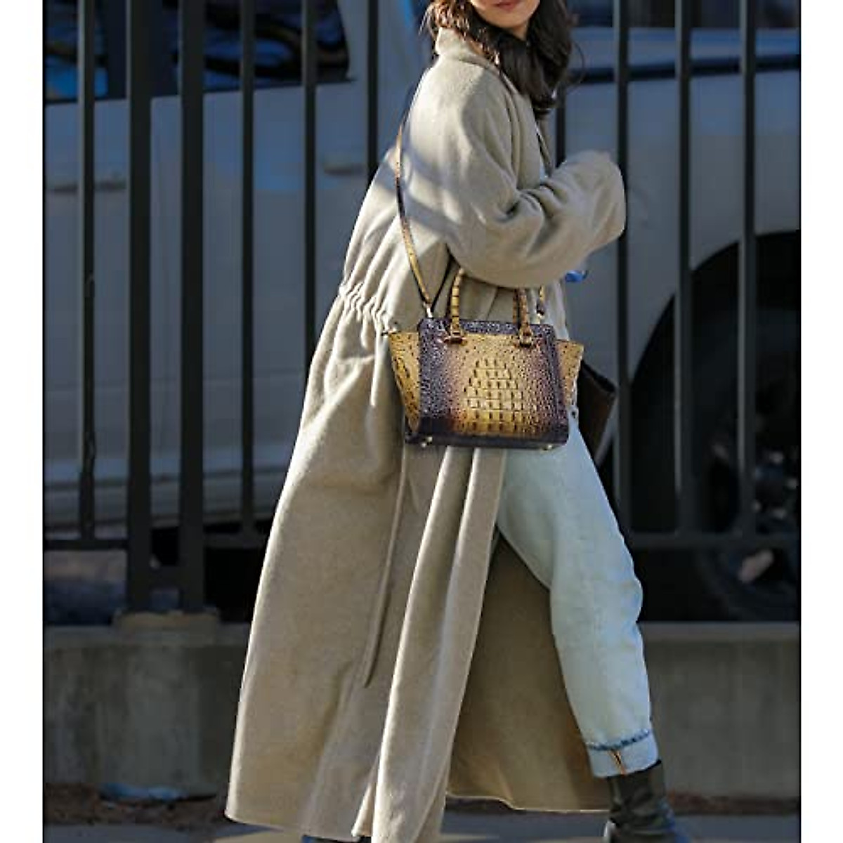 Chinllo Classy Crocodile Pattern Top-Handle Bag Roomy Satchel Shoulder Bag With Detachable Long Strap (Brown)