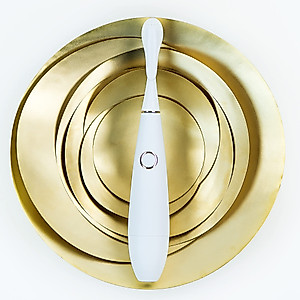 Apa Clean Sonic Toothbrush in Pure White | Timed Interval Brushing | Three Modes | Long-Life Battery | Includes 2 Brush Heads