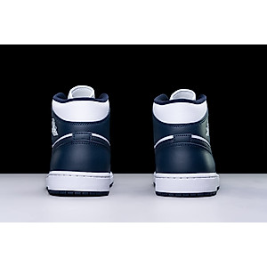 NIKE Men's Basketball Shoes, White White MTLC Gold Obsidian 174, 9