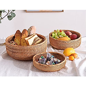 YANGQIHOME Natural Rattan Round Fruit Basket Bowls, Handwoven Storage Serving Baskets, Wicker Organizer for Dinning Room (Set of 3)