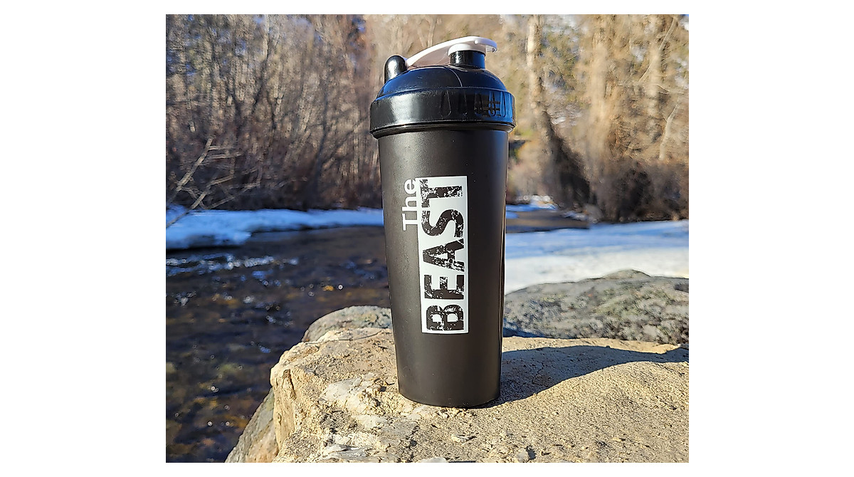 Dad Bod Nutrition THE BEAST Protein Shaker - 28 Oz