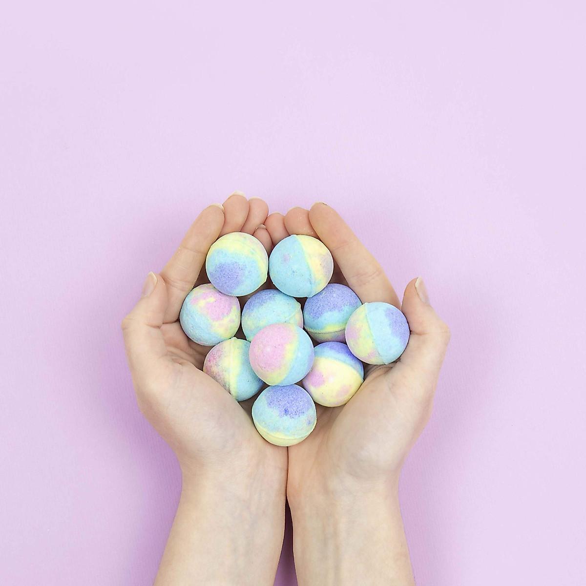 Gift Republic Unicorn Poo Bath Bombs Raspberry Scented Mini Colourful Bath Bombs for Kids Fun Bathtime Fizzies Pampering Gift Set